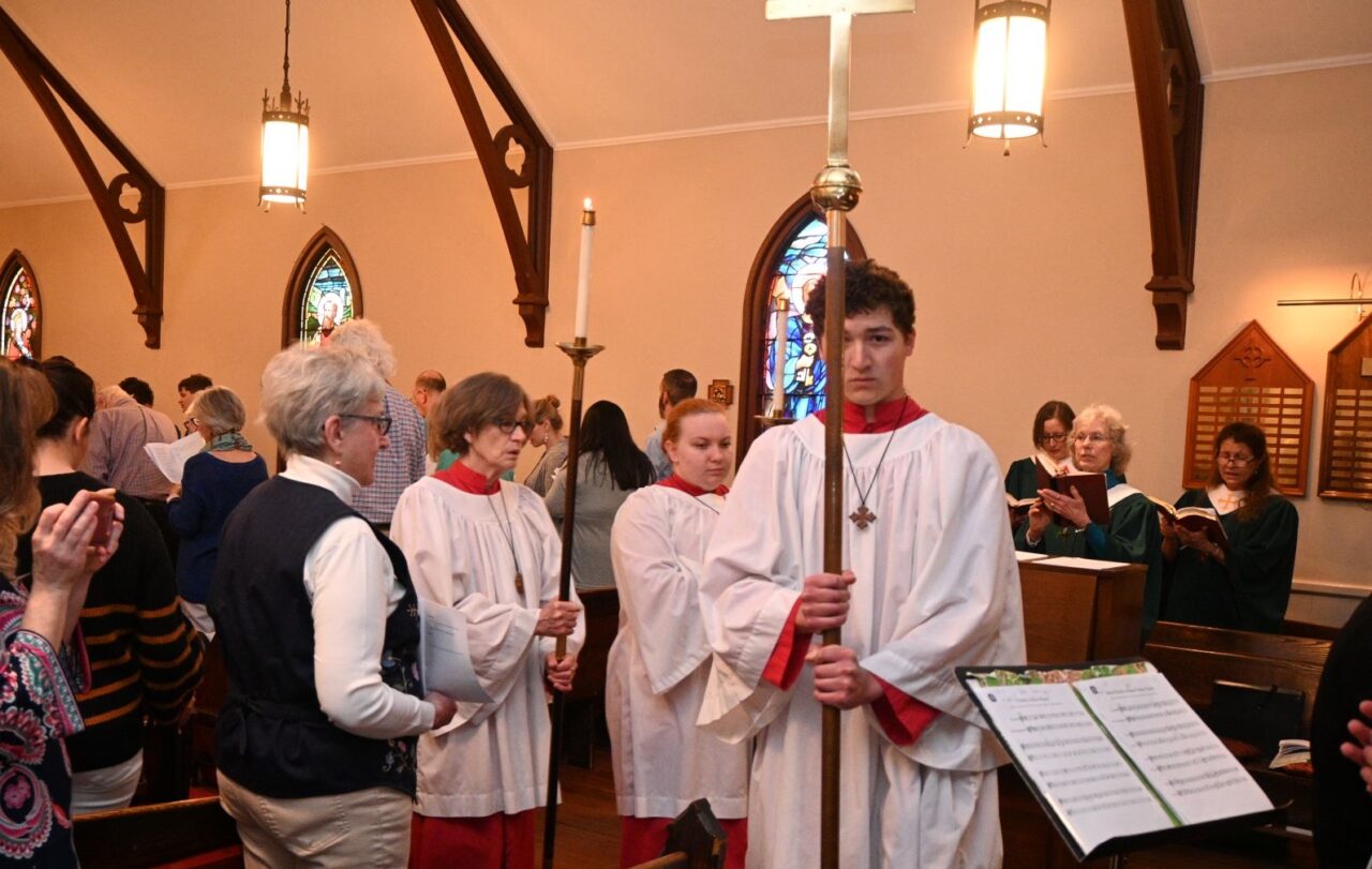 Worship Assistants | Trinity Episcopal Church